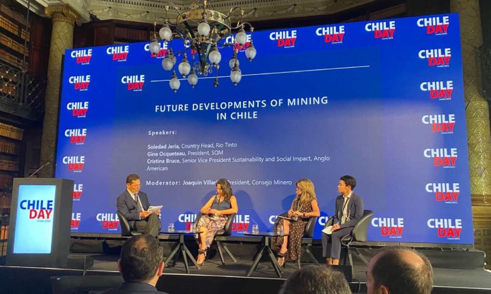 PRODUCCIÓN DE UN ÁNODO DE COBRE | CHILE MINERÍA